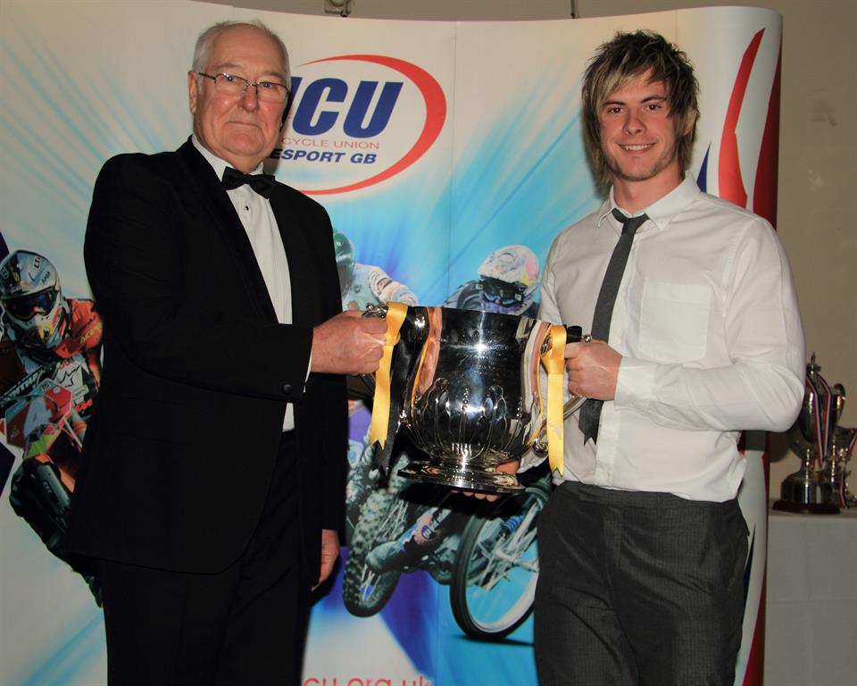 Riders come together to Celebrate at the ACU awards