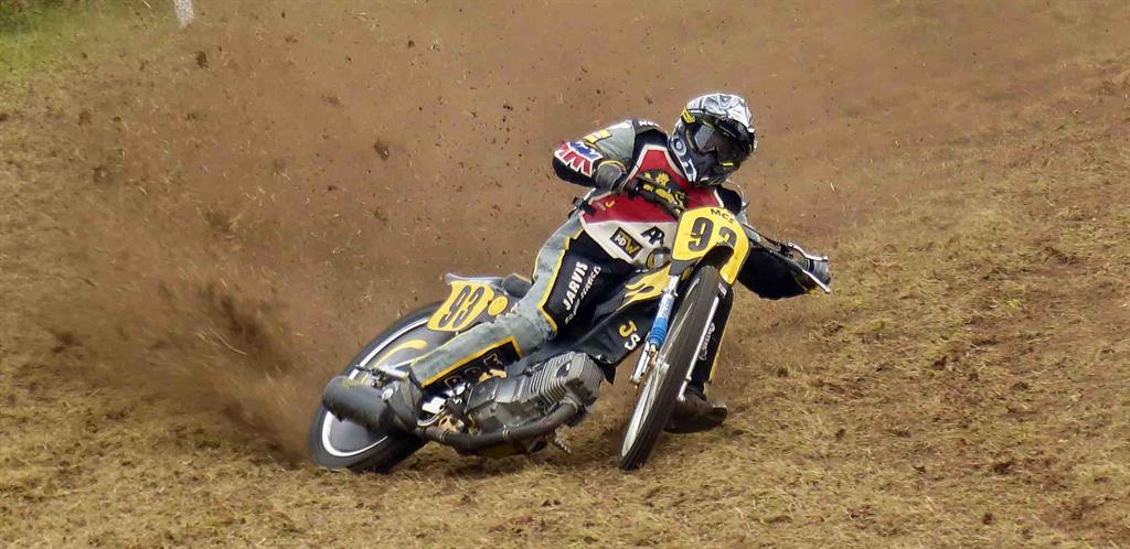 James Shanes Claims British Under 21’s Grasstrack Championship