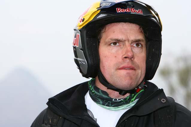 LAMPKIN MOVES INTO THE LEAD