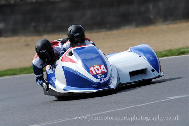 ACU/FSRA BRITISH F2 SIDECAR CHAMPIONSHIP HEADS TO OULTON PARK FOR ROUND 2
