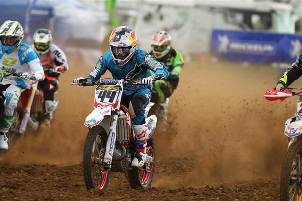 Watson and Bradshaw win MX Nationals Opener